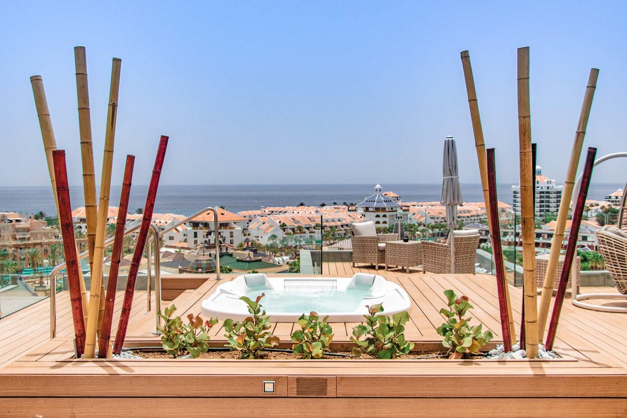 Vulcano vuelve presumiendo de nueva terraza y spa - The Showroom Mag